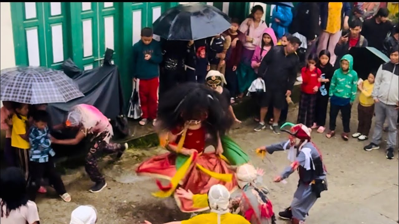 Solukhumb salleri lakhe dance 👹🤡/2081/5/12 - YouTube