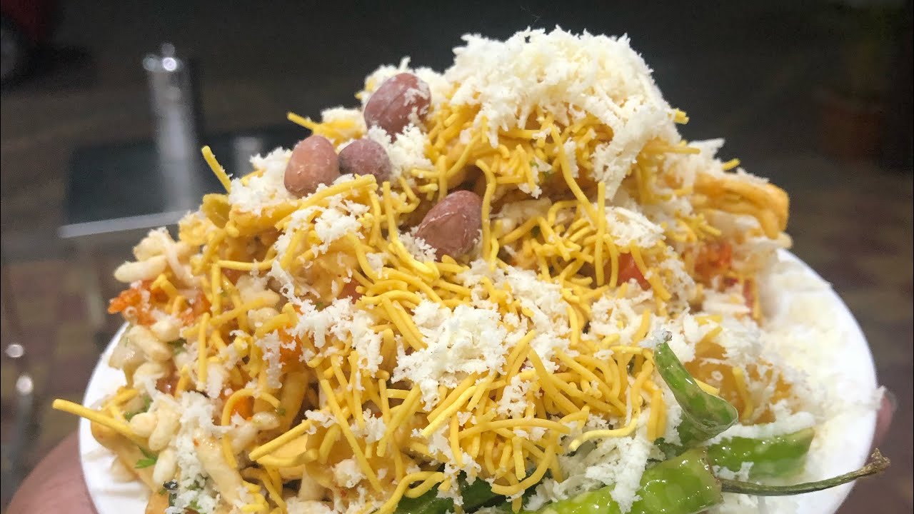 Cheese Bhel | Matki Bhel | Famous Kailash Misal Centre Pune | Food ...