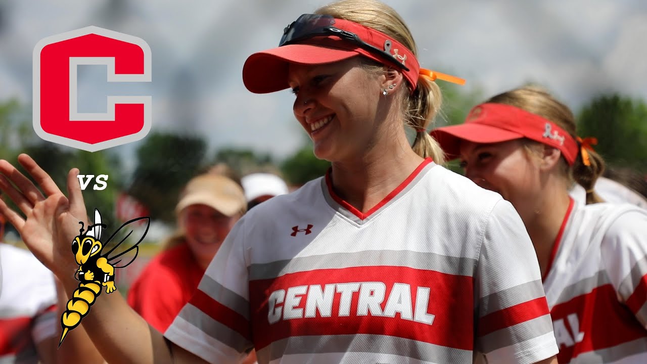NCAA D3 Regional Central College Softball vs. Wisconsin-Superior ...