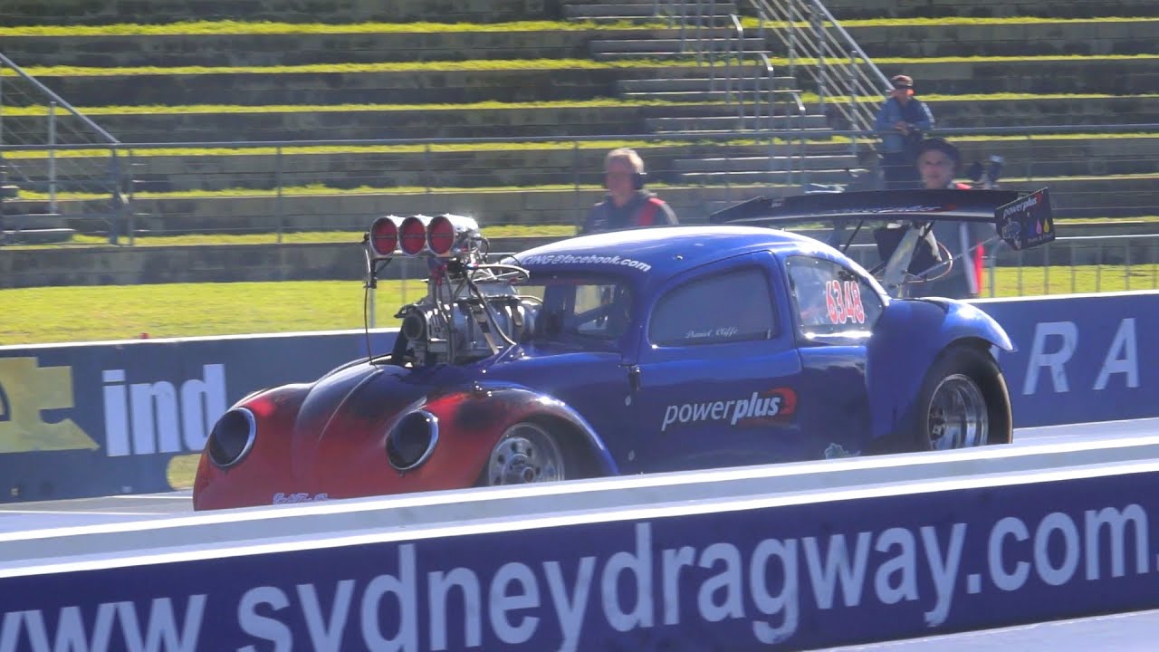 Dave Cliffe - 56 VW Bug Warm Up - Western Sydney International Dragway ...