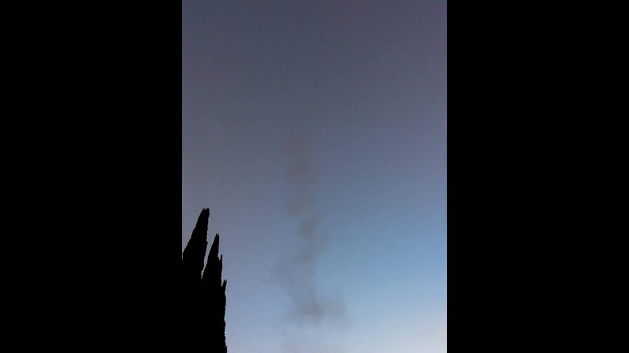 Thunder dome salute rocket. - YouTube