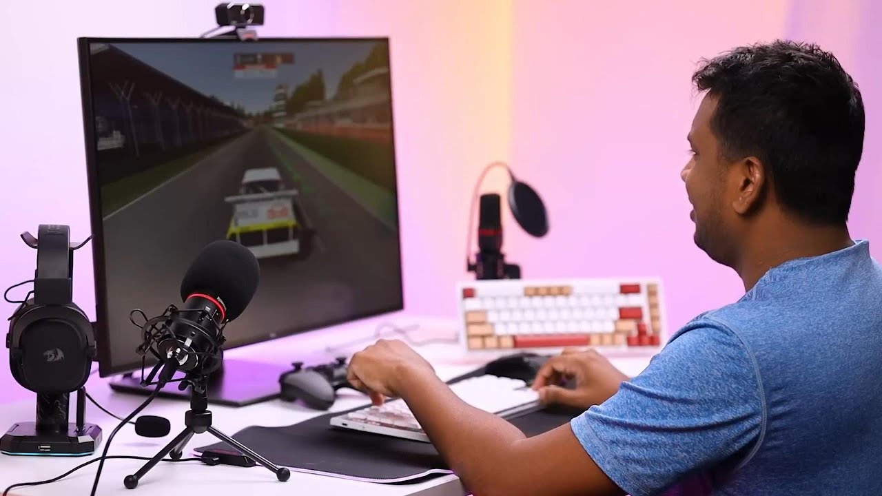 Redragon Dream Desk Setup with Chanux Bro - YouTube