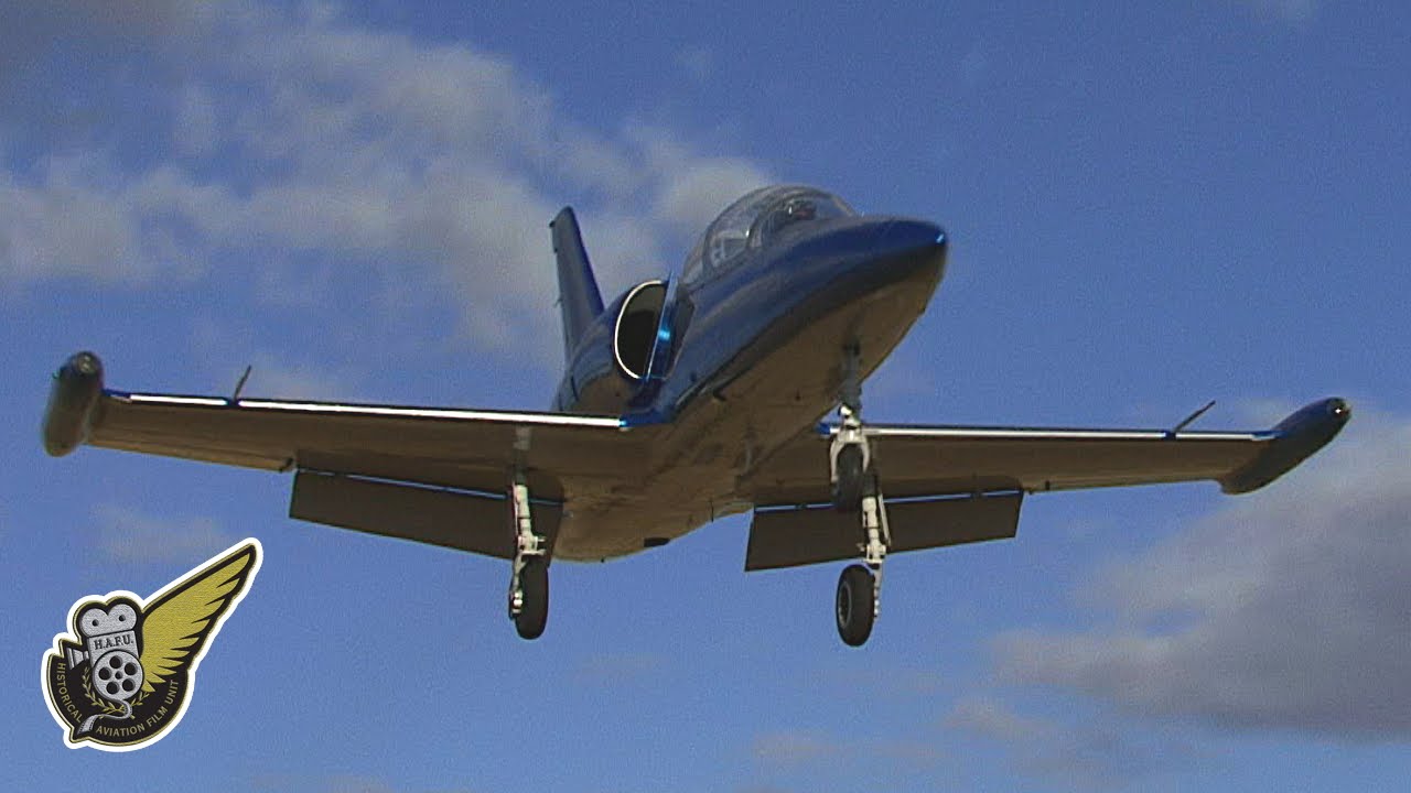 Jet Fighter/Trainer Landings Up Close and Personal - YouTube