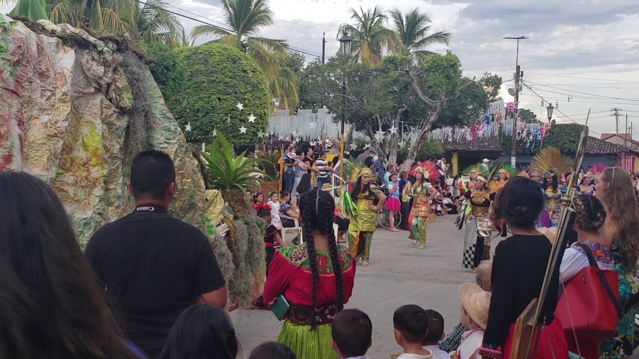 Tepalcatepec Michoacán, desfile 12 de Diciembre 2018 - YouTube