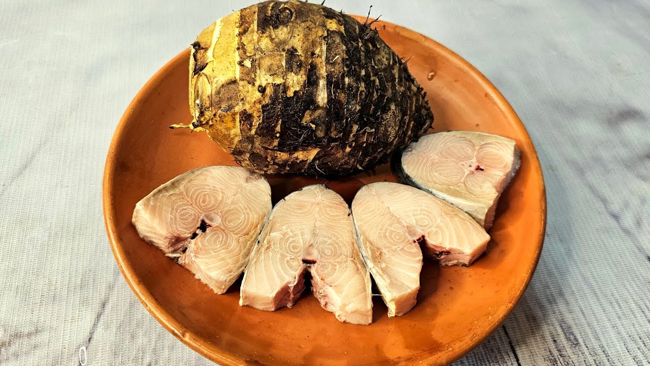 কছু দিয়ে ইলিশের এই রেসিপি একবার খেলে বারবার খেতে চাইবে | Ilish Mach ...