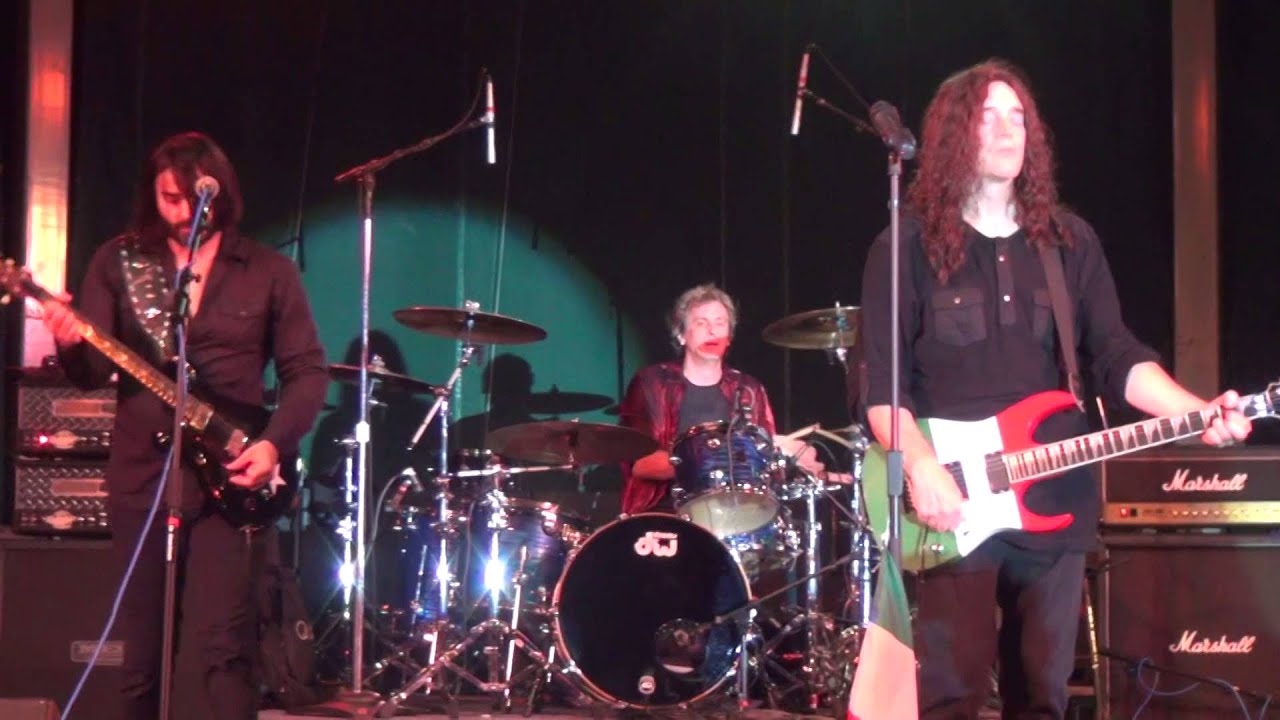 FRAN COSMO (Boston) "More Than a Feeling" LIVE!!!! - YouTube