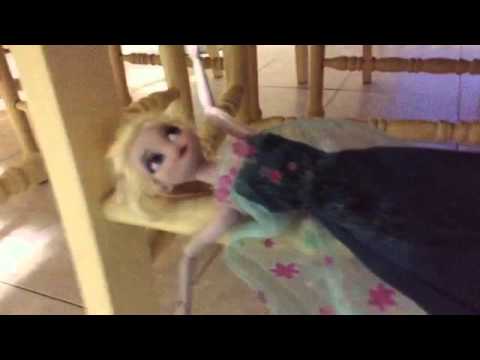 Elsa is dead! - YouTube