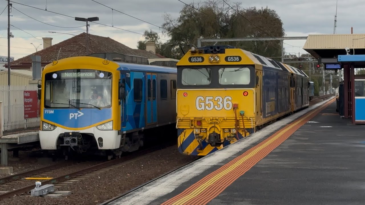 Double G Light Engine Platform 2 Werribee Station Broad Gauge | Pacific ...
