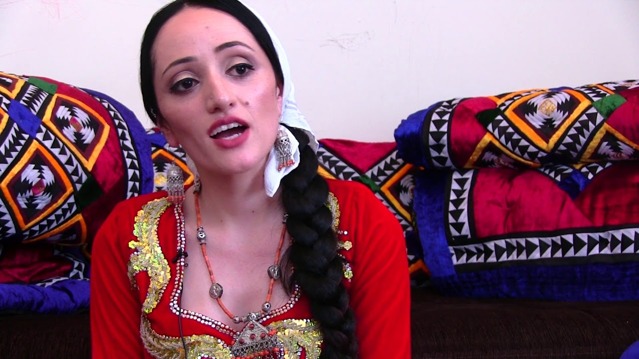 ej modak laj-laj (O Dear Mother) - Rushani - YouTube