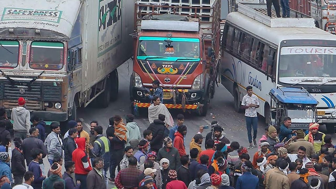 Driver New Act 2024, Driver Hadtal kyo kar rahe he.... - YouTube