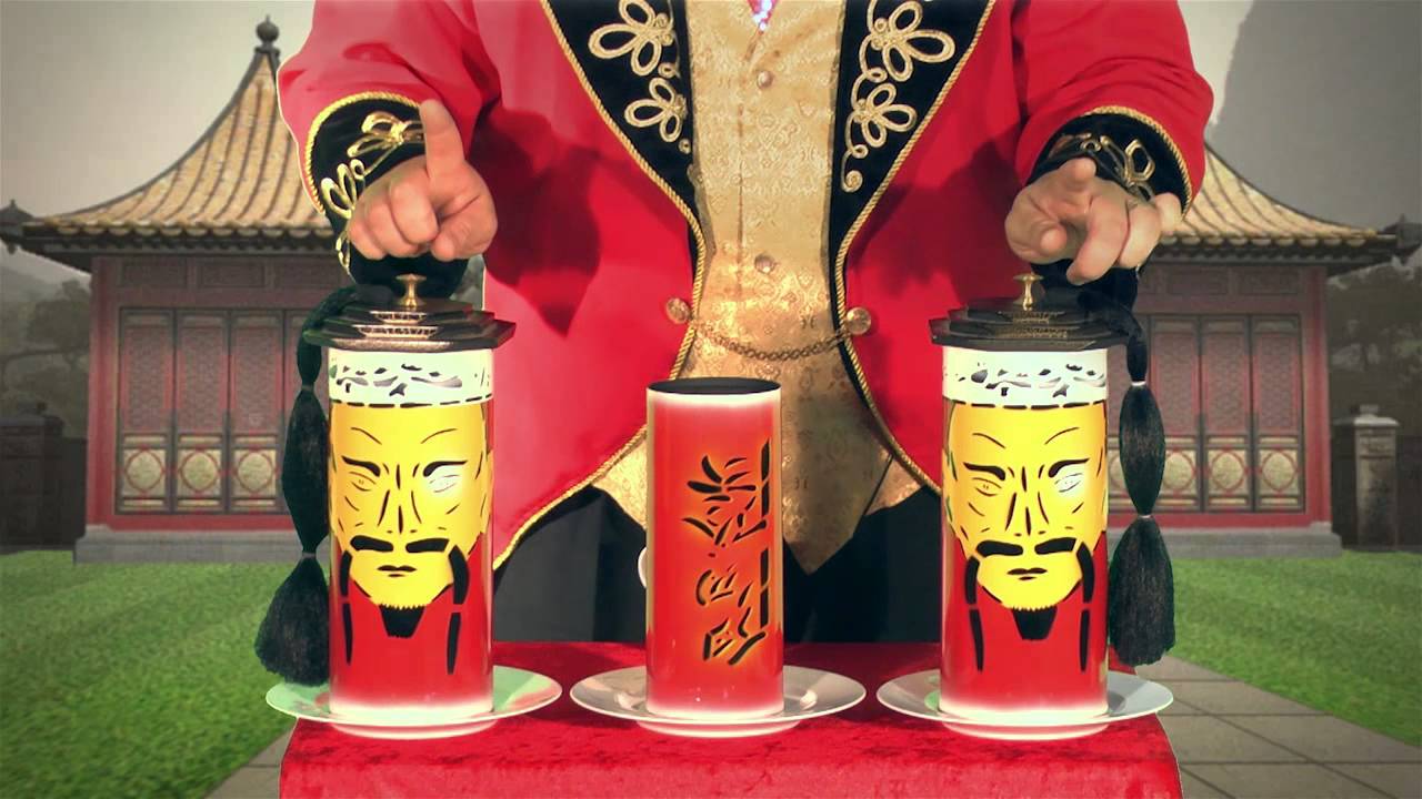 Oriental Checkers Mystery - HERE COMES MAGIC MIKE TV Show - YouTube