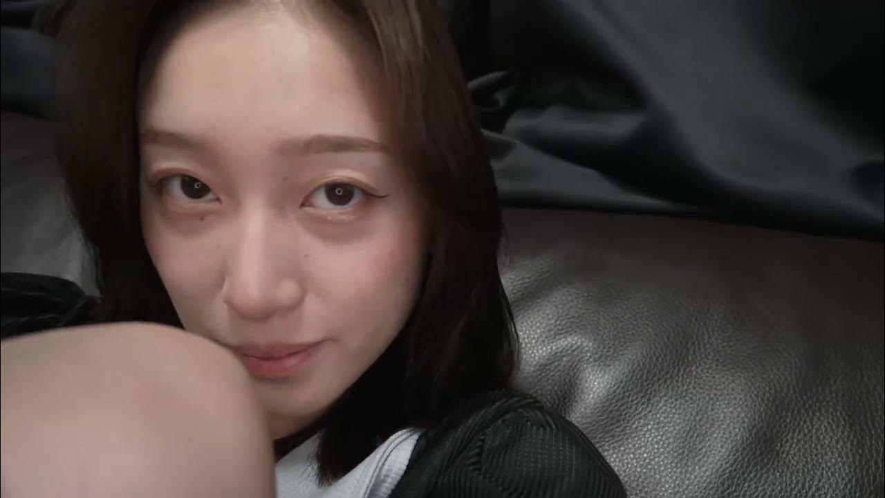 A&F 小仙女Baby展示她的性感的小脚丫 4K - YouTube