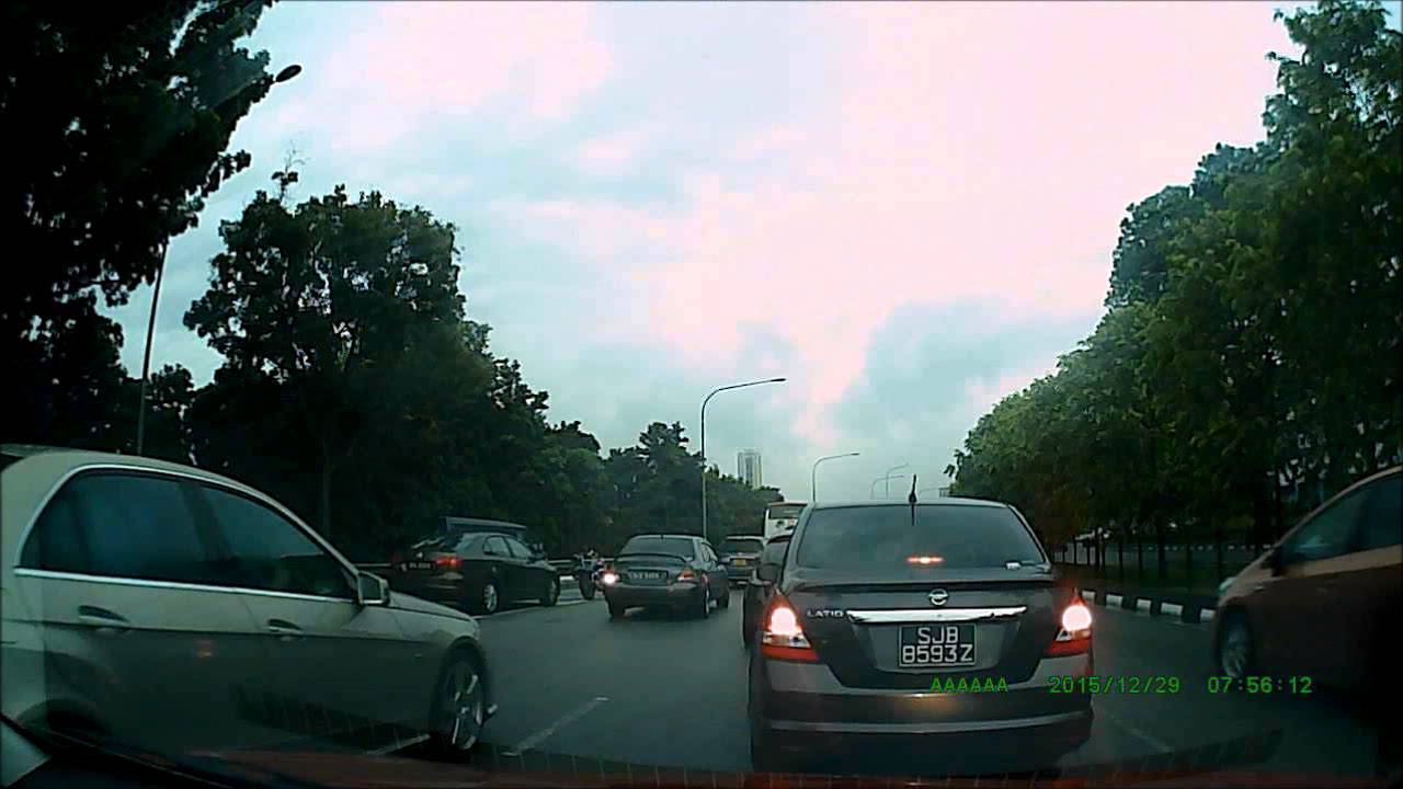 Accident along bishan road - YouTube