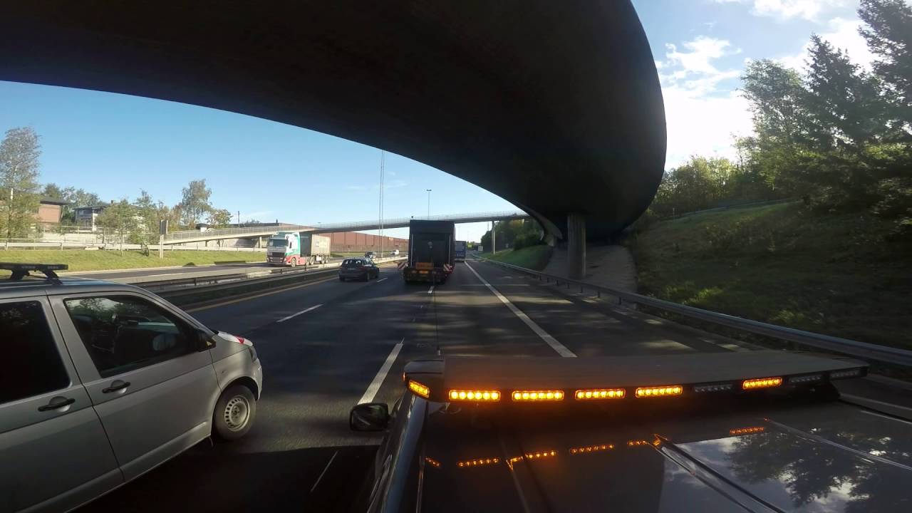 Trio Transport i Oslo sentrum - følgebil 2 - YouTube