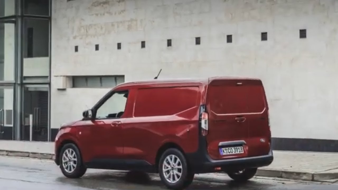 "Ford Transit Courier 2024: Redefiniendo el Lujo y la Eficiencia en ...