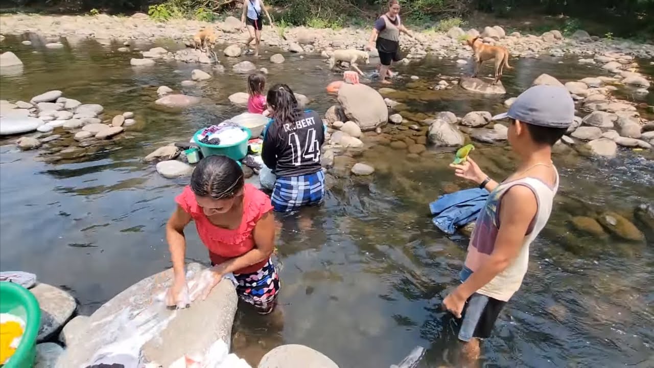 Nos encontramos Una familia en el río 🥰 - YouTube