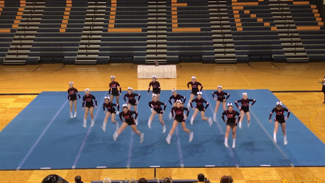 CSHS Varsity Cheer @ Mt Pleasant - Districts (R1) - YouTube