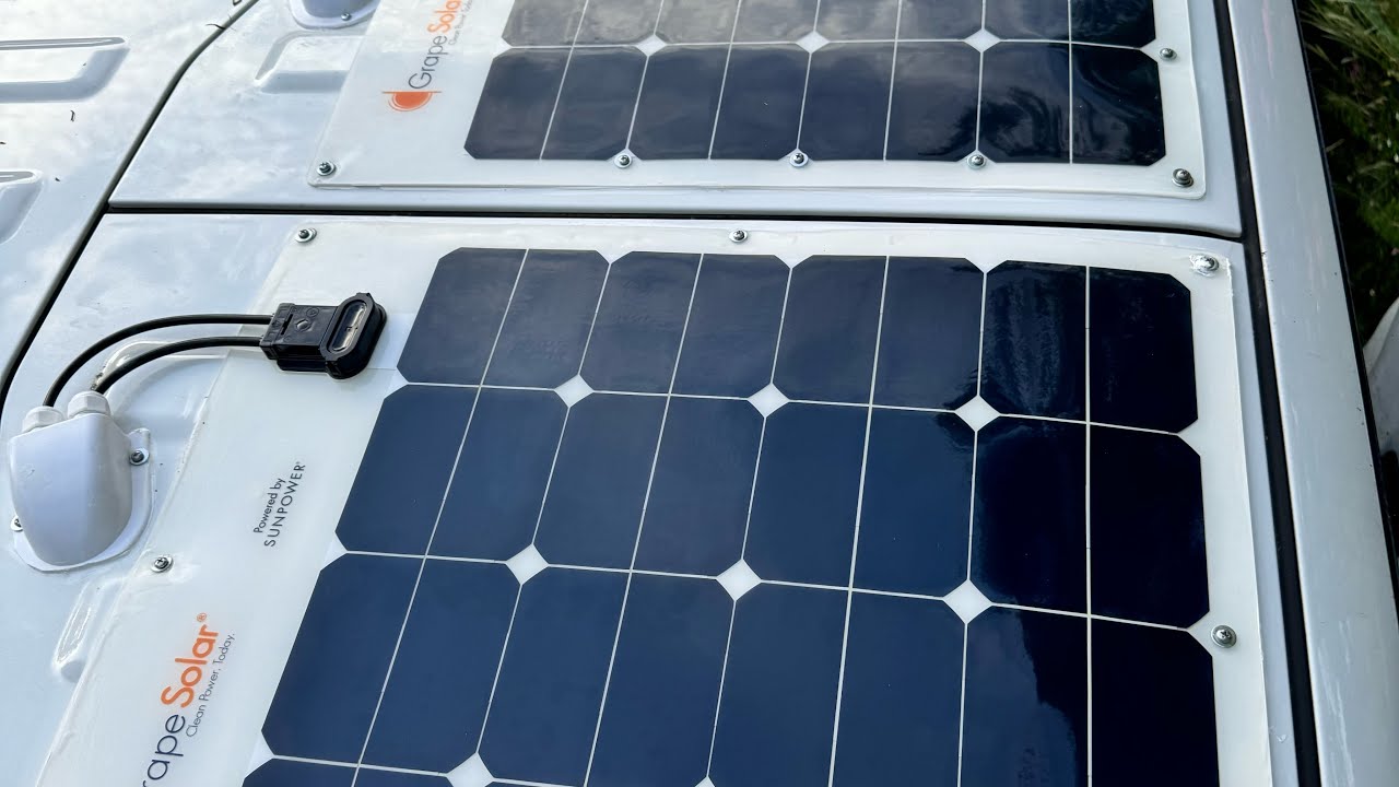 Jeep Rubicon 4xe Solar - YouTube