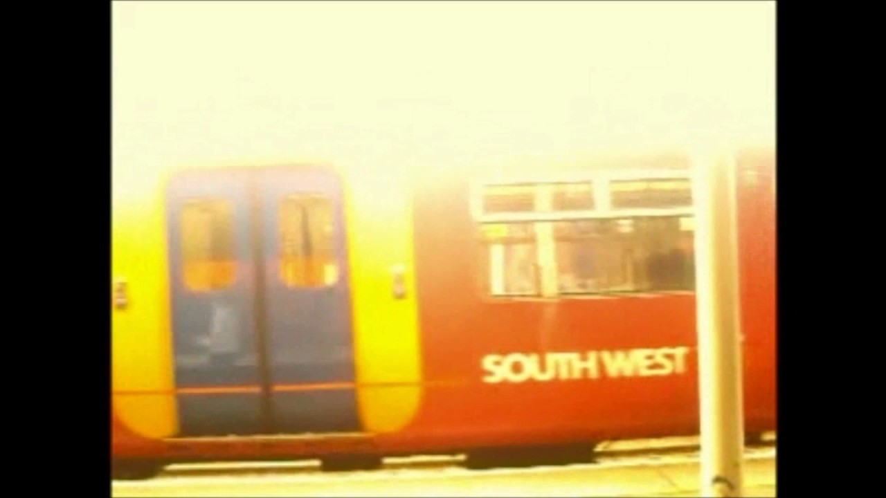 SWT class 455 departing Guildford Station for London Waterloo, 15th ...