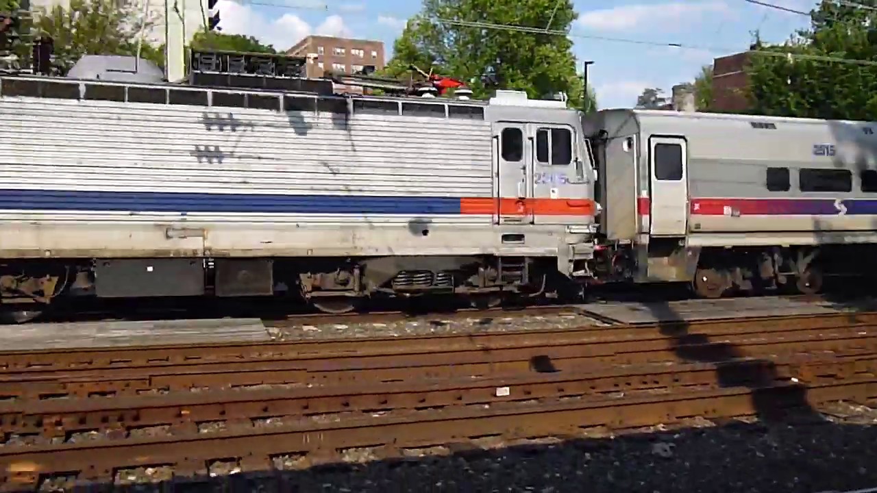 SEPTA: Push Pull express train bypassing Overbrook Station (7-11-18 ...