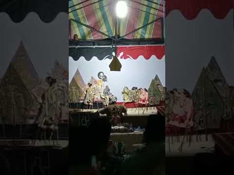 Kebudayaan Sinden dan Wayang - YouTube