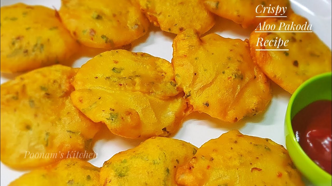 Crispy Aloo Pakoda/Aloo pakora/Aloo bhajji/Simple & quick potato snack ...