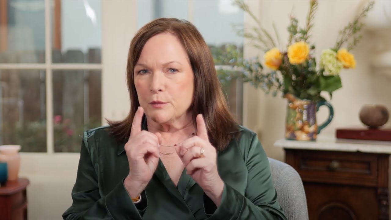 Annie Grindlay on: how to book acting work - YouTube