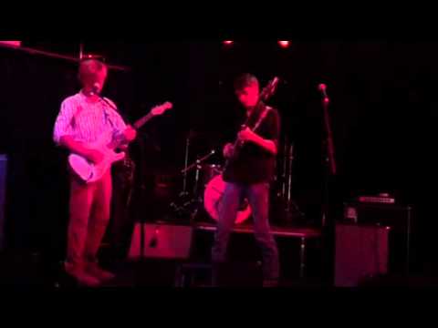 My son Cyrus Turner and his band playing "Messin' With The - YouTube