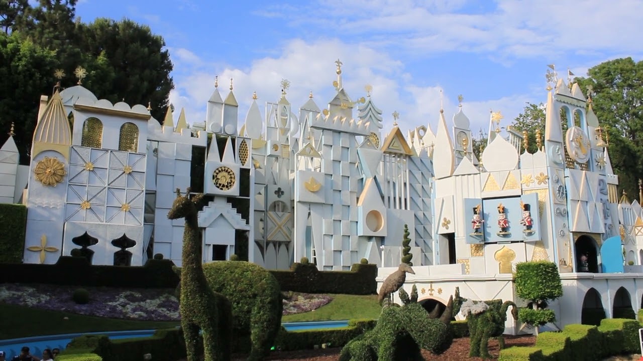 “it’s a small world” facade footage 7/30/22 - YouTube