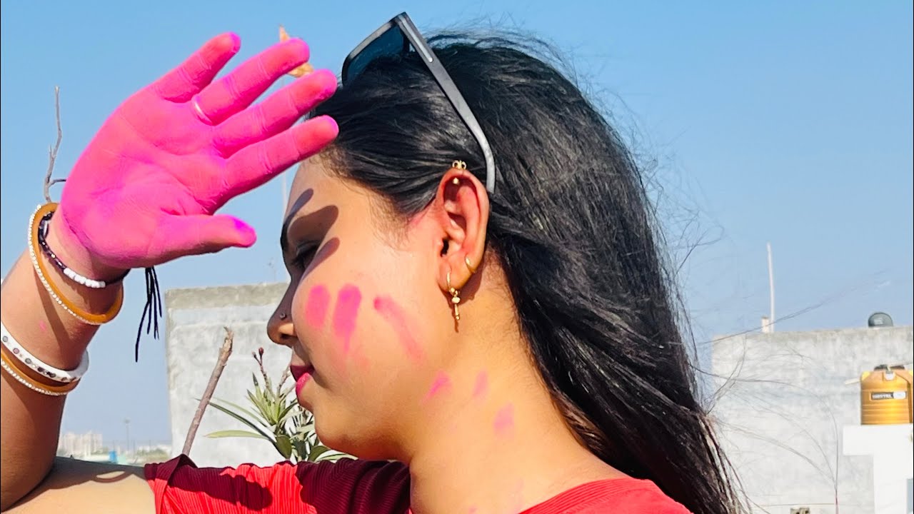 Happy Holi ️😂😂bhabhi ke sath kheli Holi 🫶🏻 ️or sabne ki mstiii 😂😅 - YouTube