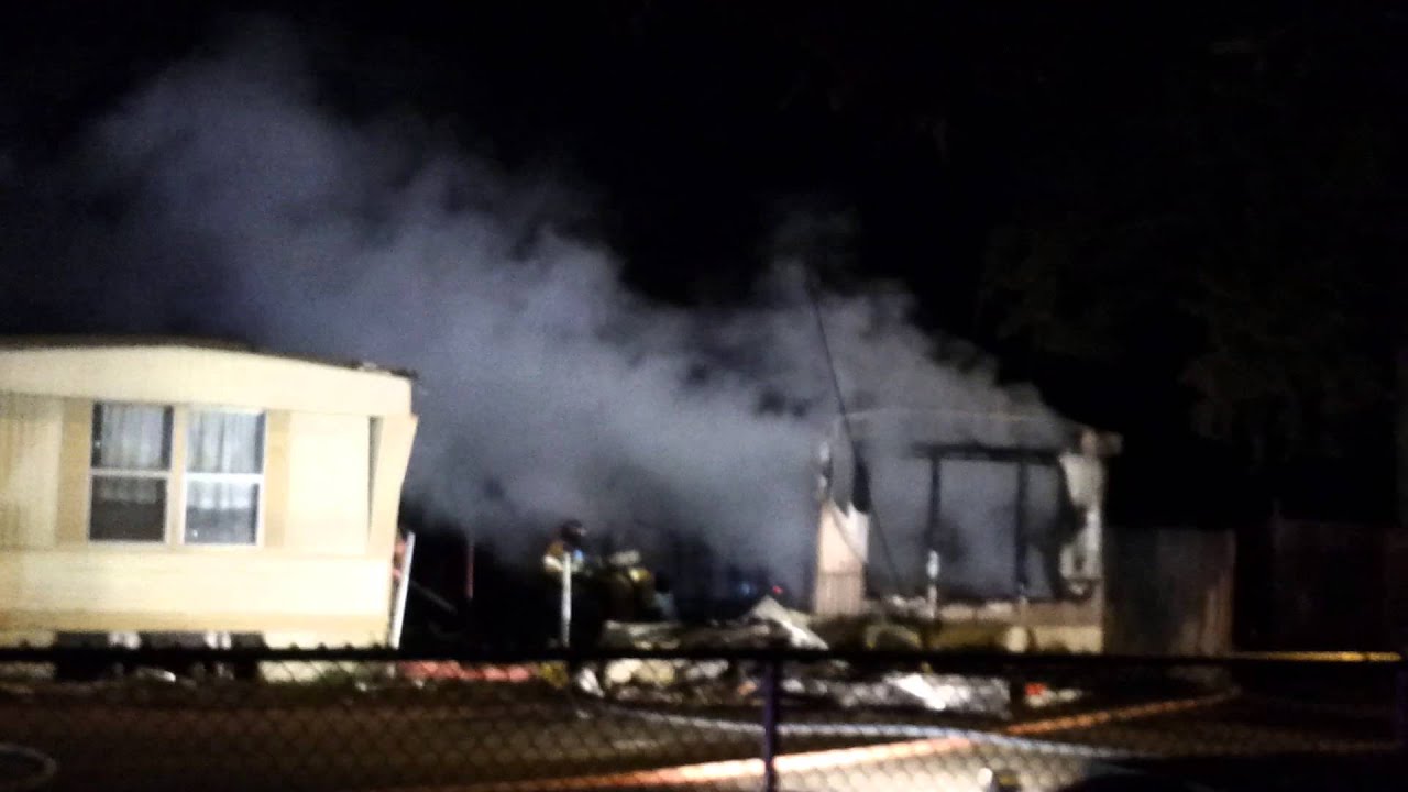 Fir Acres Mobile Home on Fire - YouTube