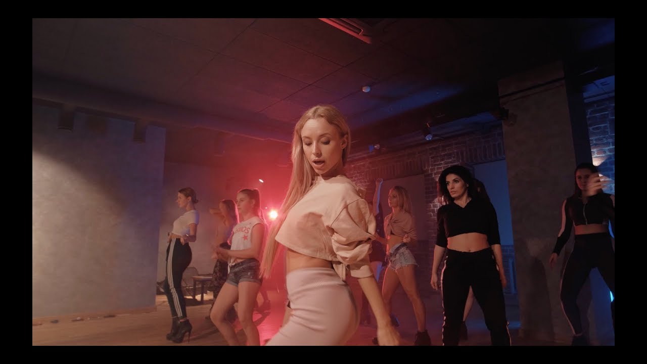 DaniLeigh - "Lil Bebe (Remix ft. Lil Baby)" | FRAULES choreo - YouTube