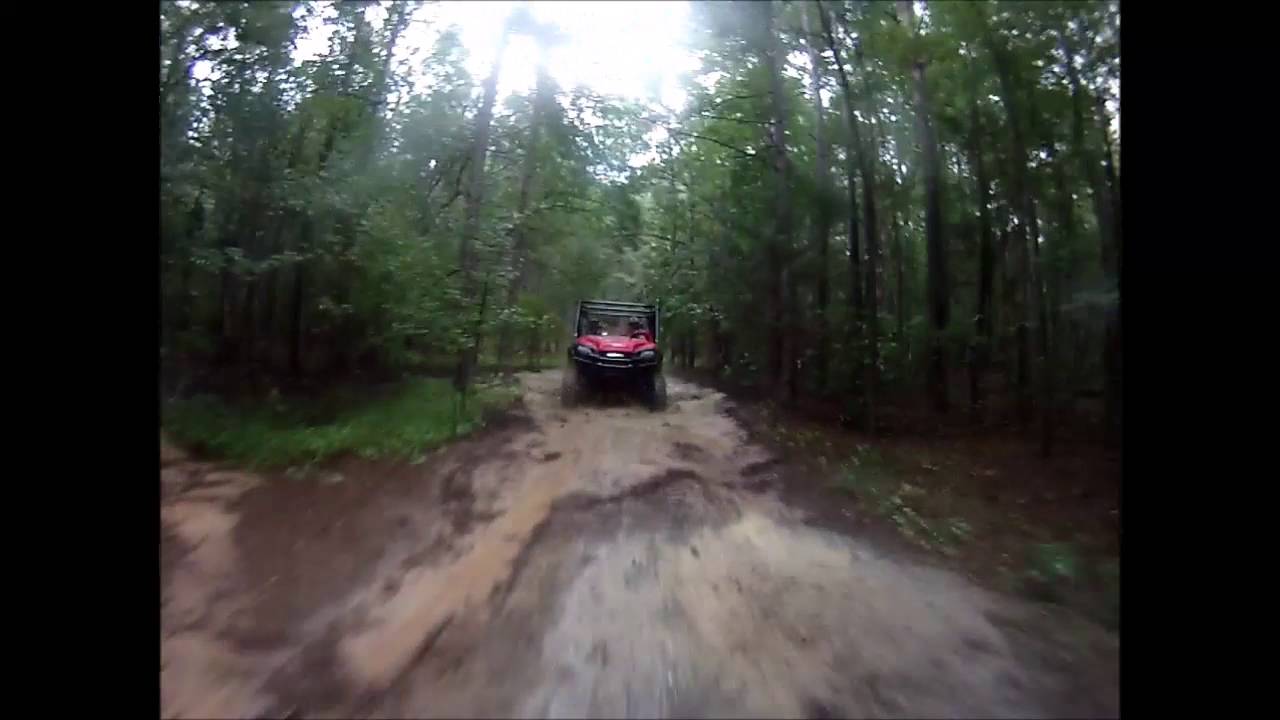 HONDA PIONEER 1000-5 RUNS DOWN RANCHER 420 - YouTube