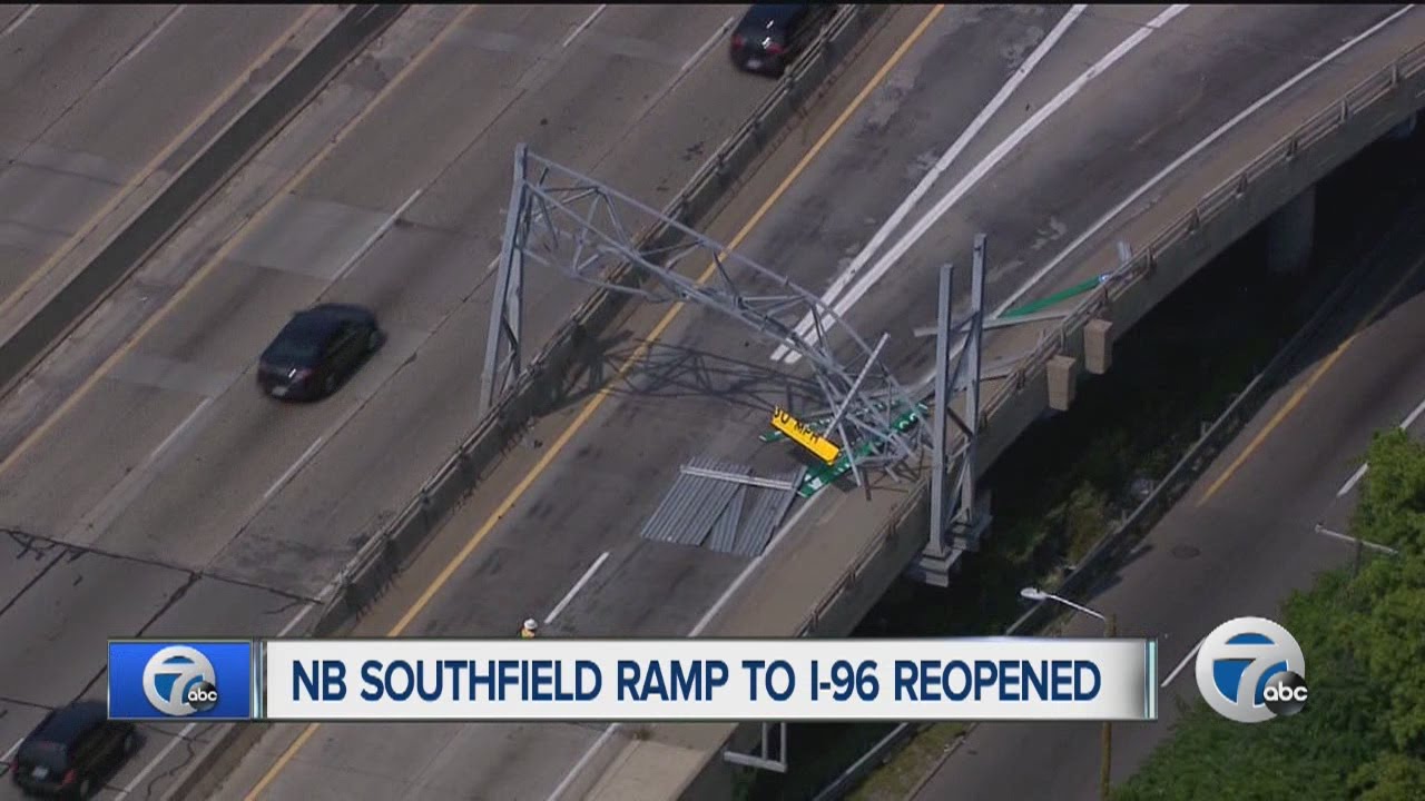 Southfield Freeway ramp to I-96 reopens - YouTube