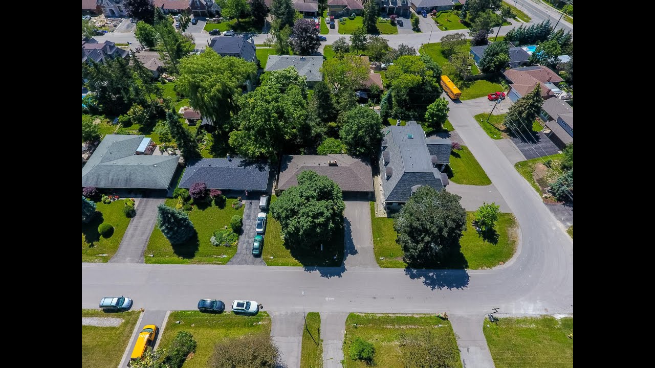 15 Cardish Street Kleinburg - YouTube