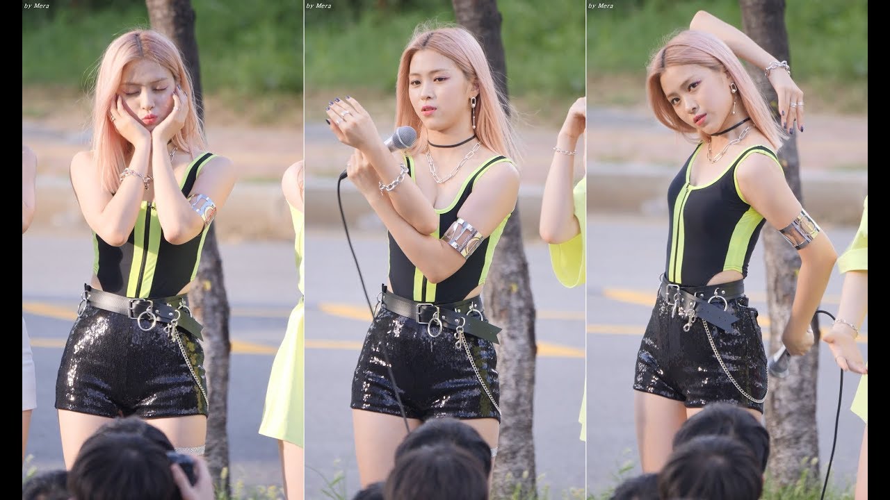 190810 있지 (ITZY) 포토타임 포즈취하는 [류진] RYUJIN 직캠 Fancam (쇼! 음악중심 미니 팬미팅) by Mera - YouTube