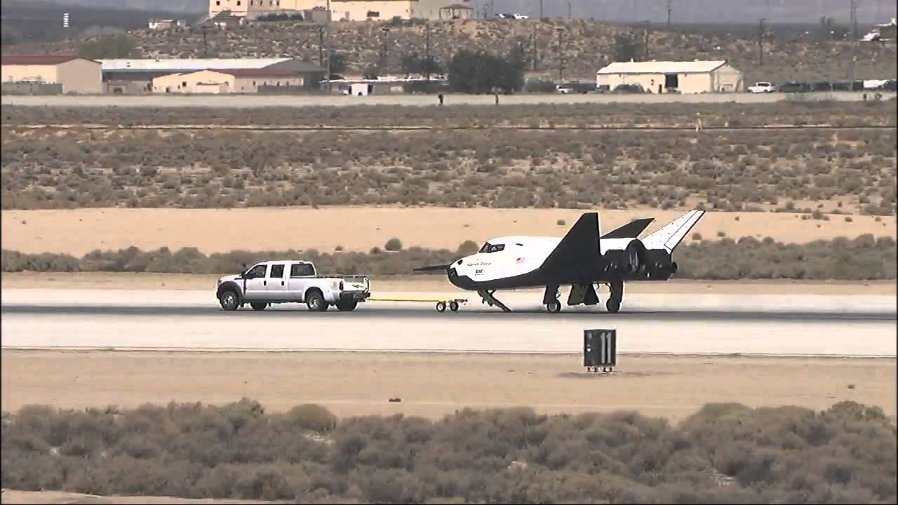 Dream Chaser Taken Out For A Spin In Ground Test | Video - YouTube