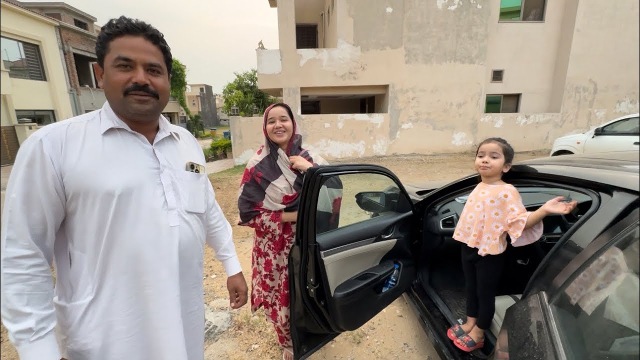 Bhai ko apni car driving dikhai😍 | ibrahim ko Milny gai | Sitara Yaseen ...
