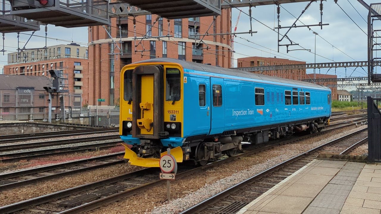 (4K) Network Rail Class 153 Video Inspection Unit at Leeds Railway ...