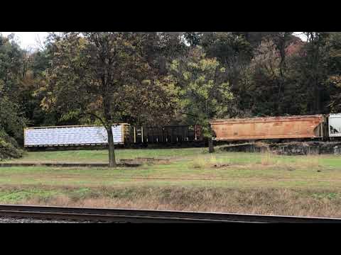 SD60E Pair with P5 Horn leads NS H65 - YouTube