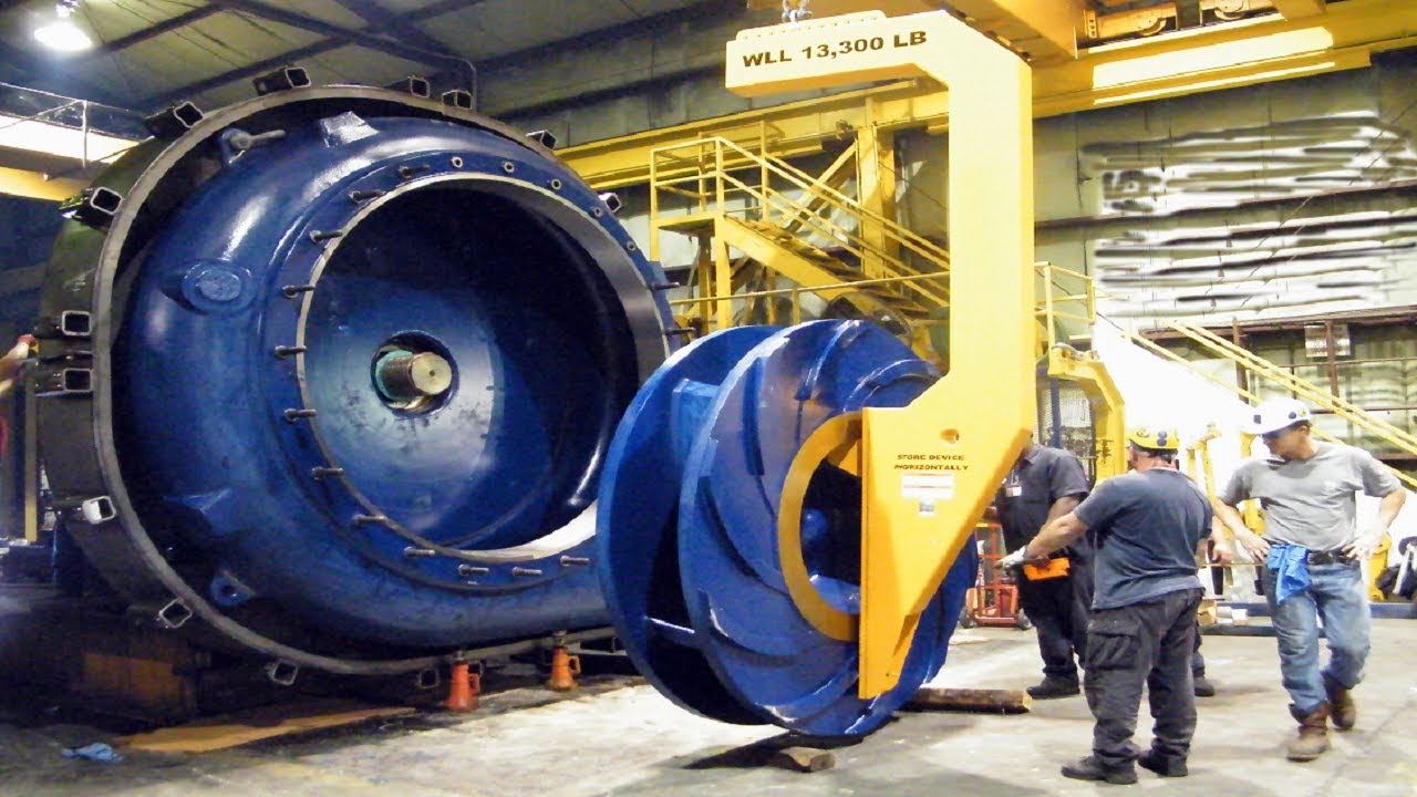 AMAZING INSTALLATION OF HUGE VERTICAL CIRCULATING WATER PUMP - YouTube