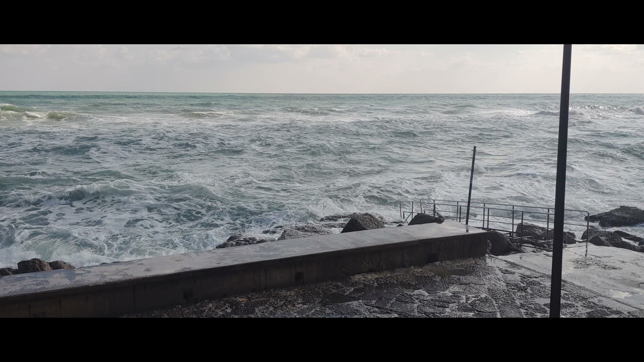 mare mosso - YouTube