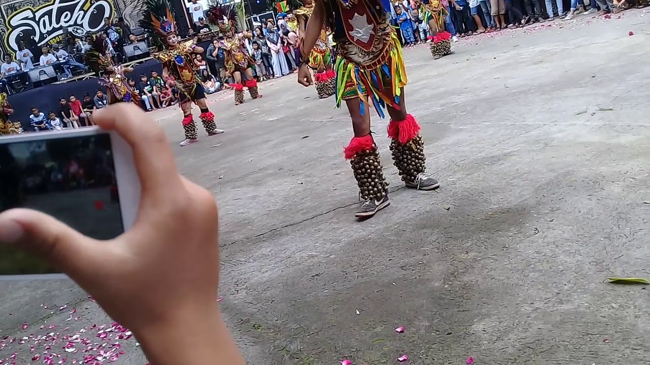 Reog saleho - YouTube