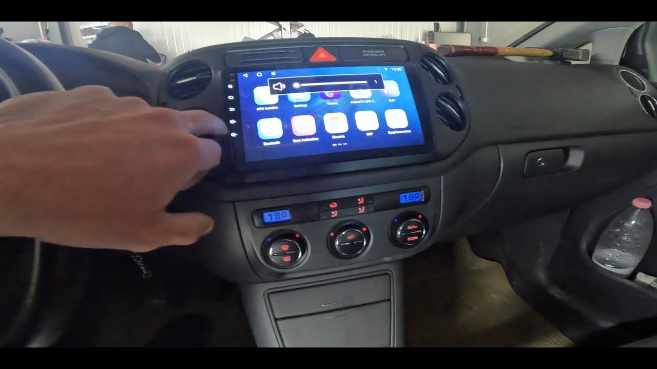Volkswagen Golf V Plus 9" Android Navigation Installed - YouTube