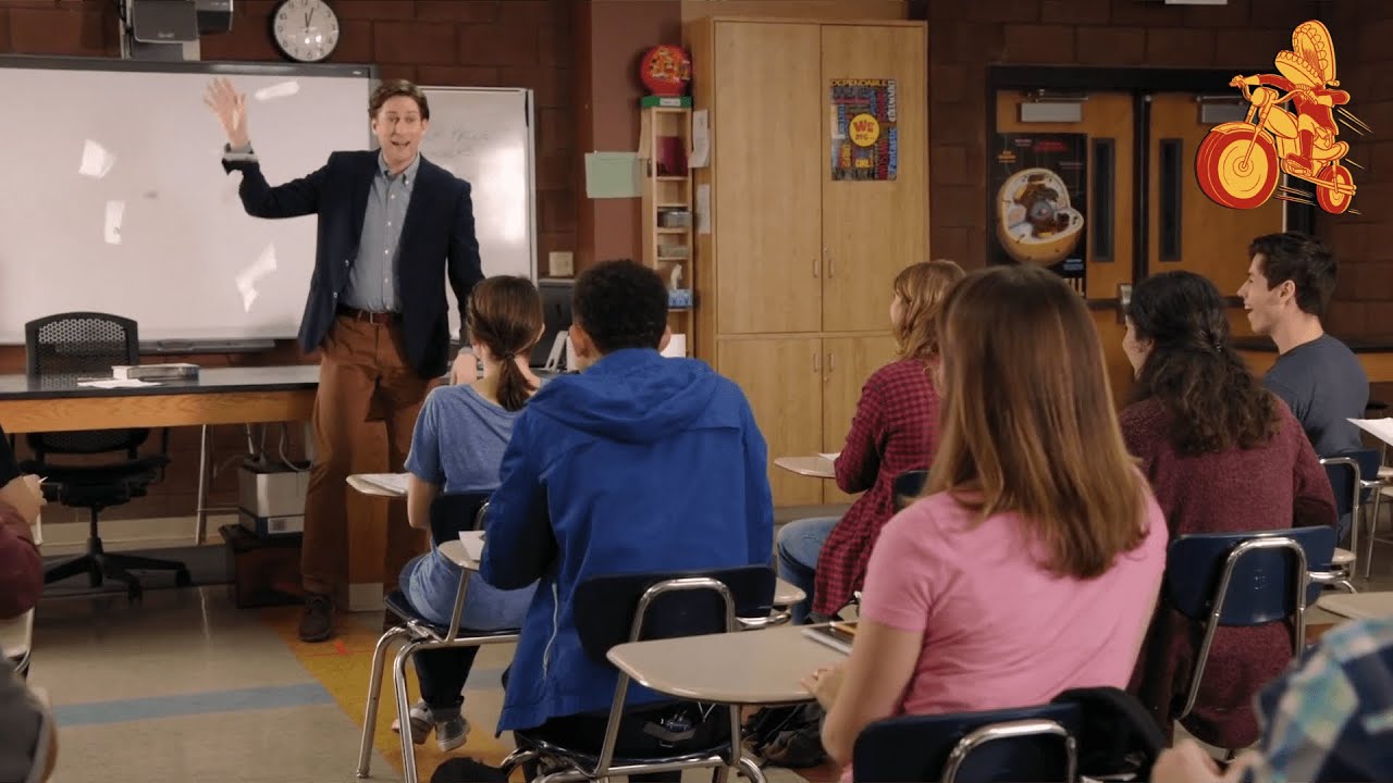 Inspiring The Class | Comedy Bang! Bang! - YouTube