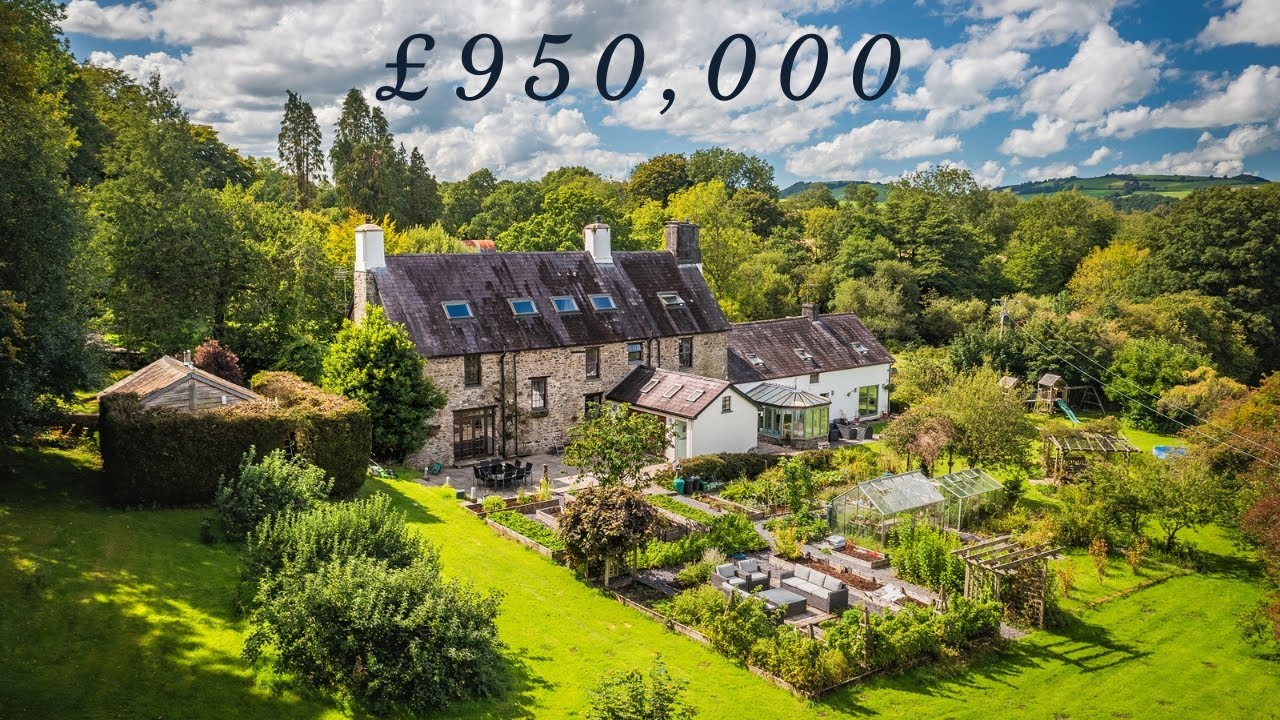 🗝 Historic Grade II listed farmhouse in a beautiful rural setting ...