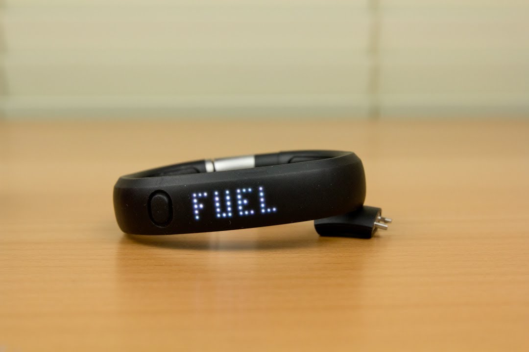 Nike+ Fuelband Unboxing & First Look - YouTube