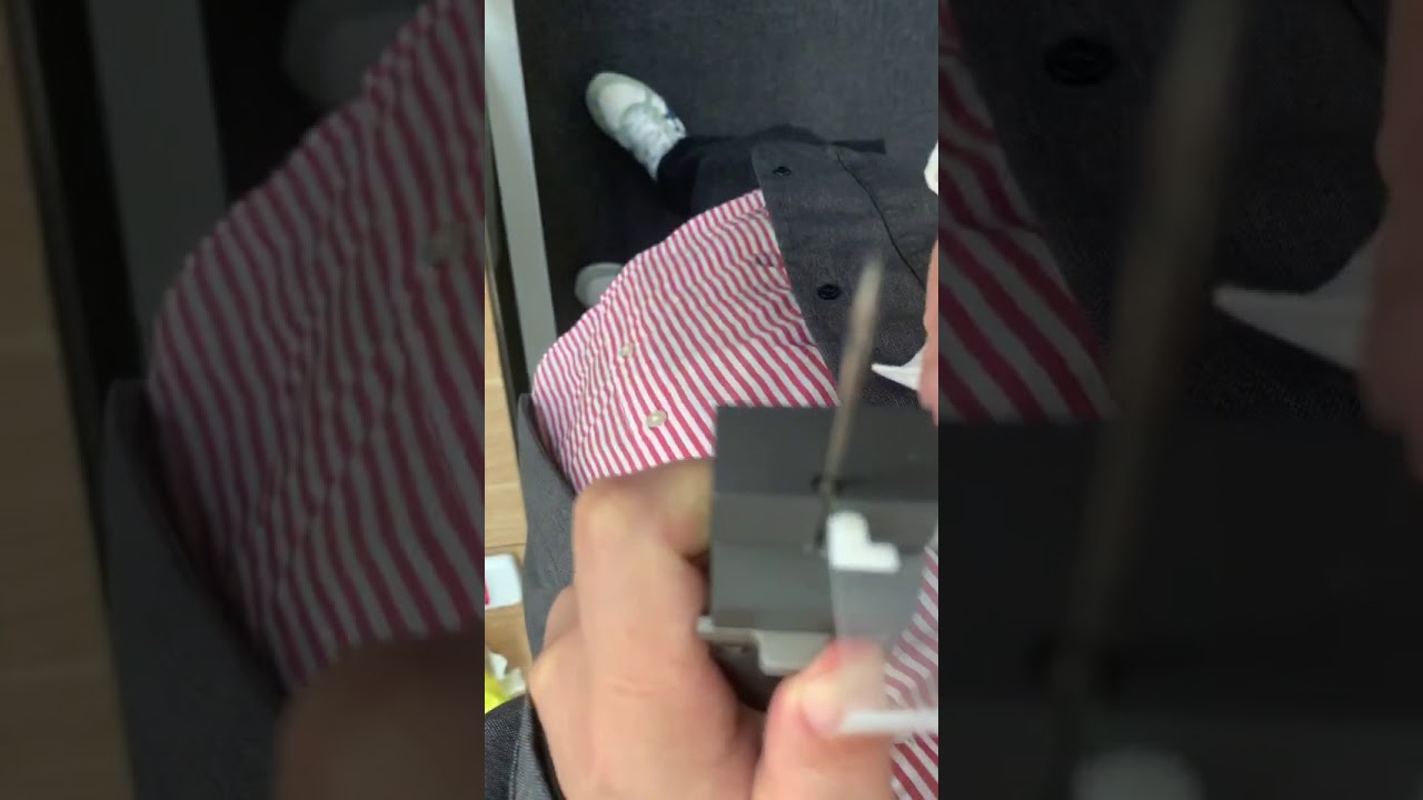 Tagging machine use - YouTube