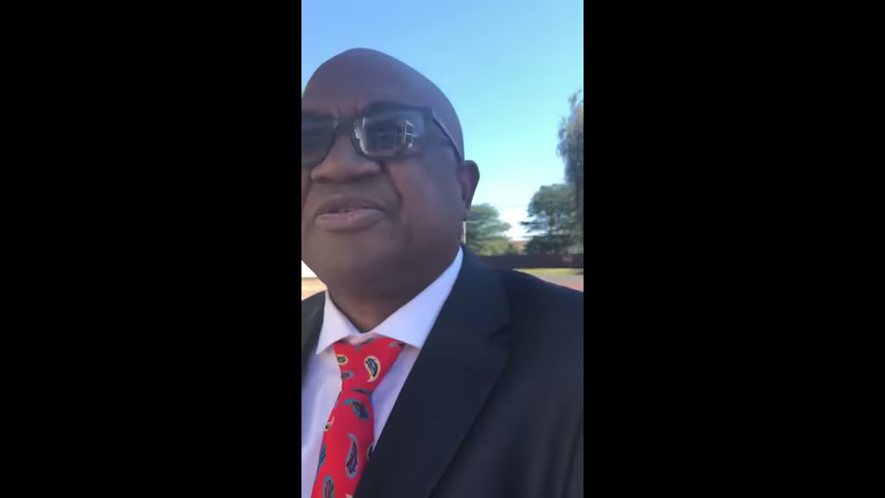 Philip Chiyangwa campaign vehicle - YouTube