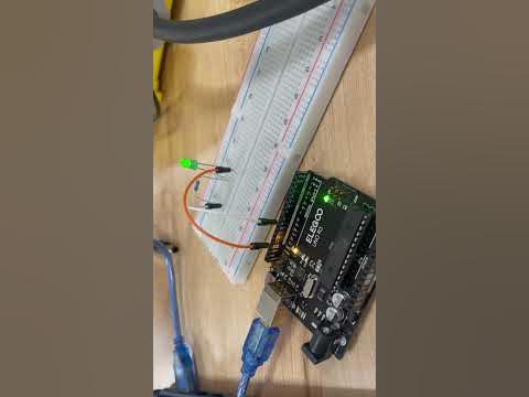 arduino fade - YouTube